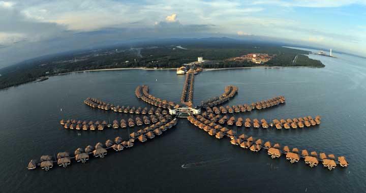 AVANI Sepang Goldcoast Resort - Malaysia - Overwater Bungalows
